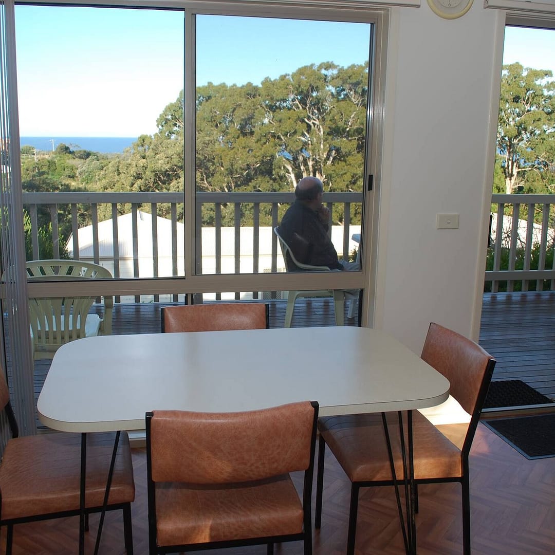 Lookout Holiday Units – Lakes Entrance